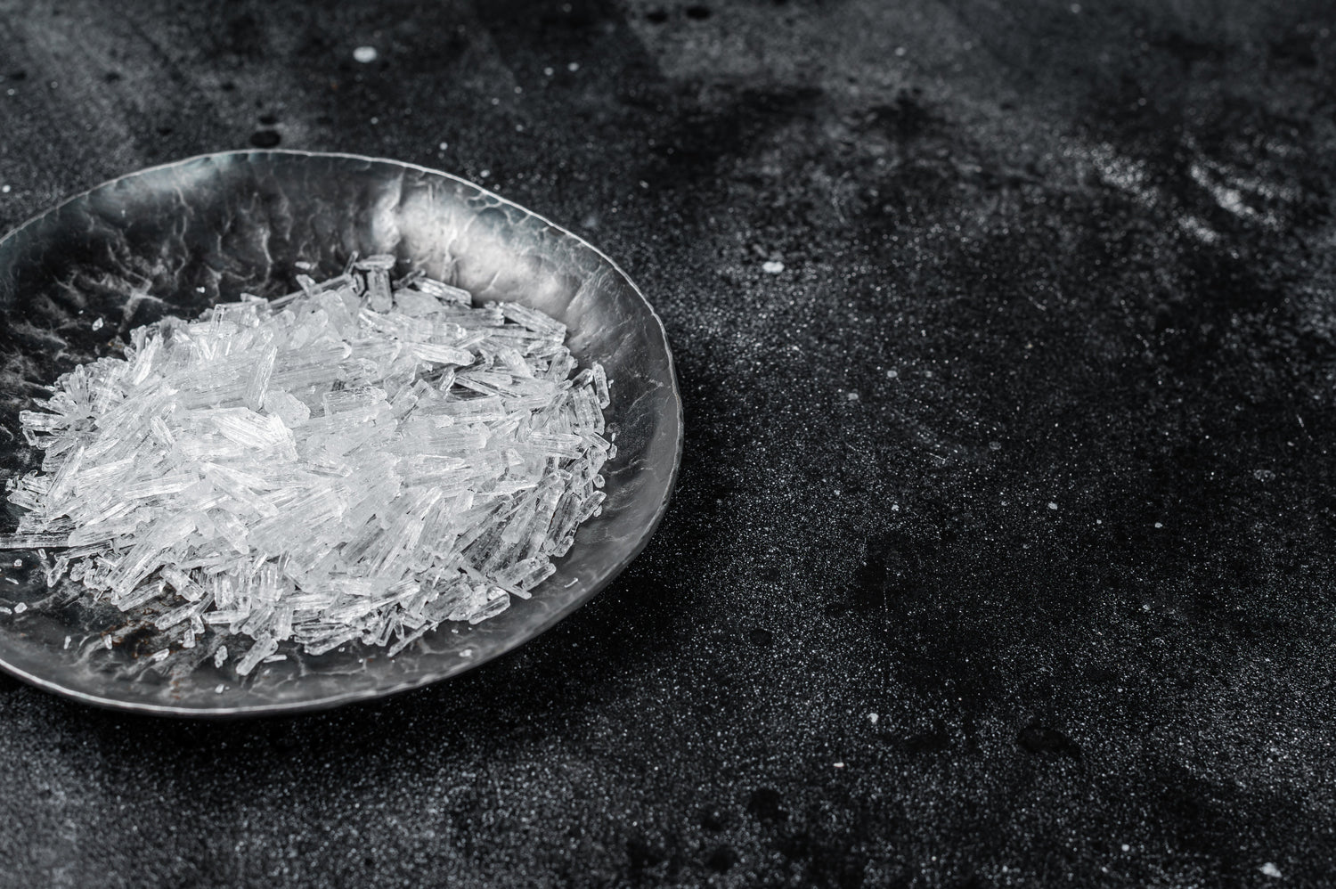 How Does Ice Melt Work? Explained Simply – Brody Chemical