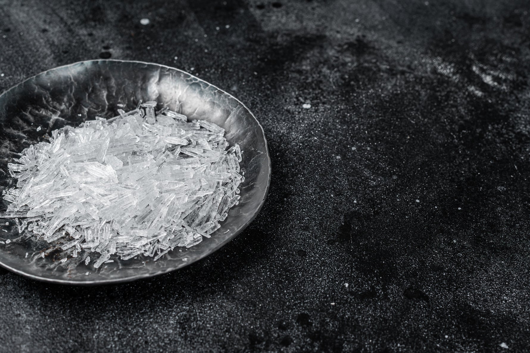 How Does Ice Melt Work? Explained Simply – Brody Chemical